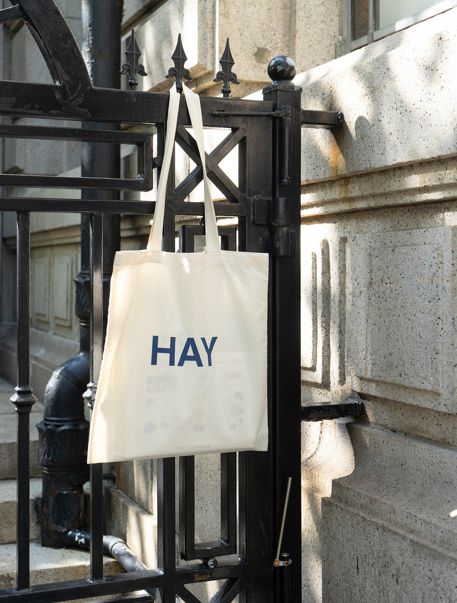 HAY トートバッグ バッグ 正規販売店 オンライン通販 – 北欧インテリアと暮らしの家具通販 BERRY-KAGU